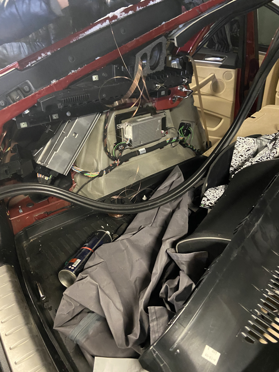 Замена камеры заднего вида — BMW X6 (E71/E72), 3 л, 2009 года | другое ...