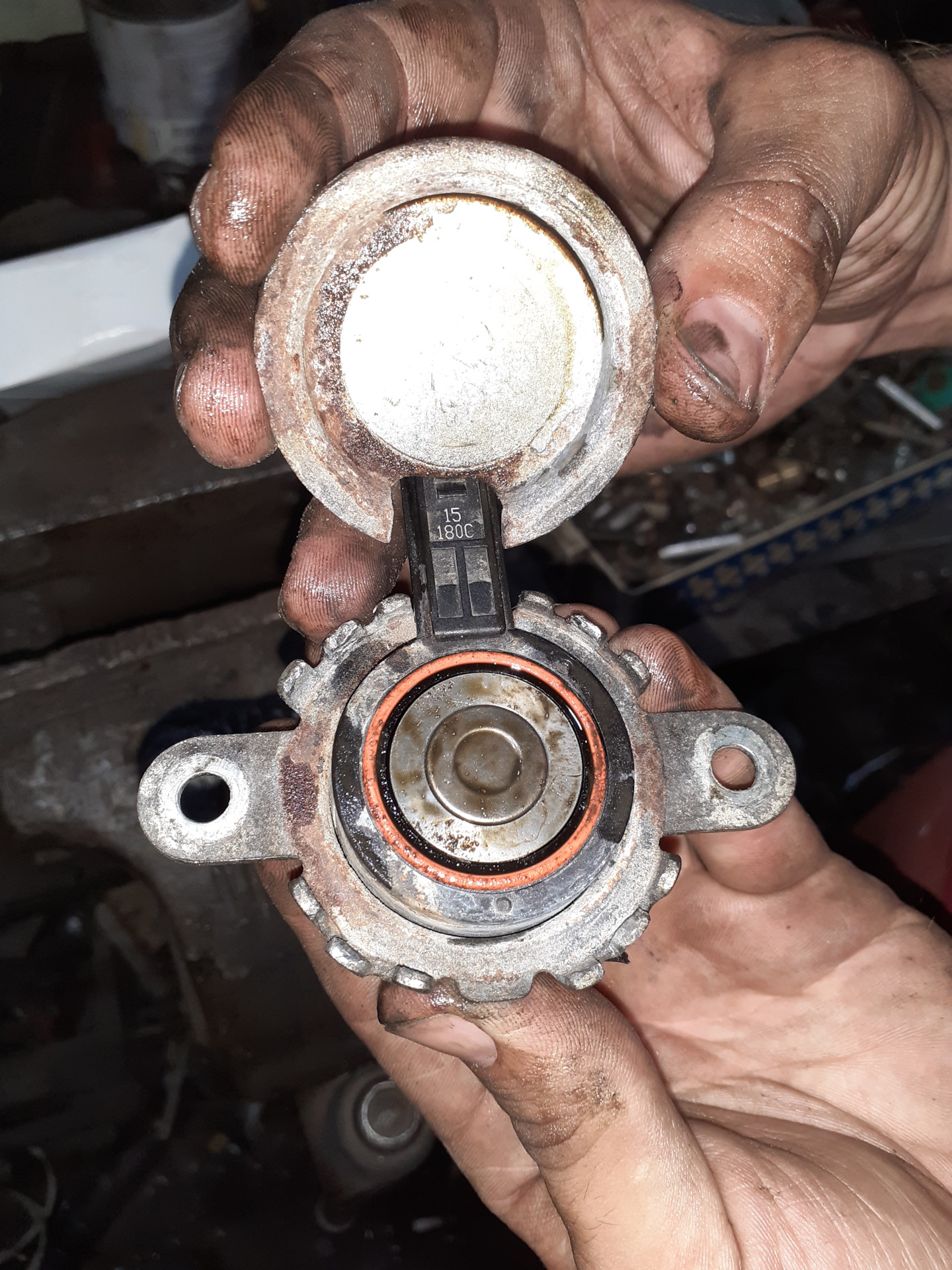 Клапан фаз ГРМ FB16DIT — Subaru Levorg (VM), 1,6 л, 2015 года ...