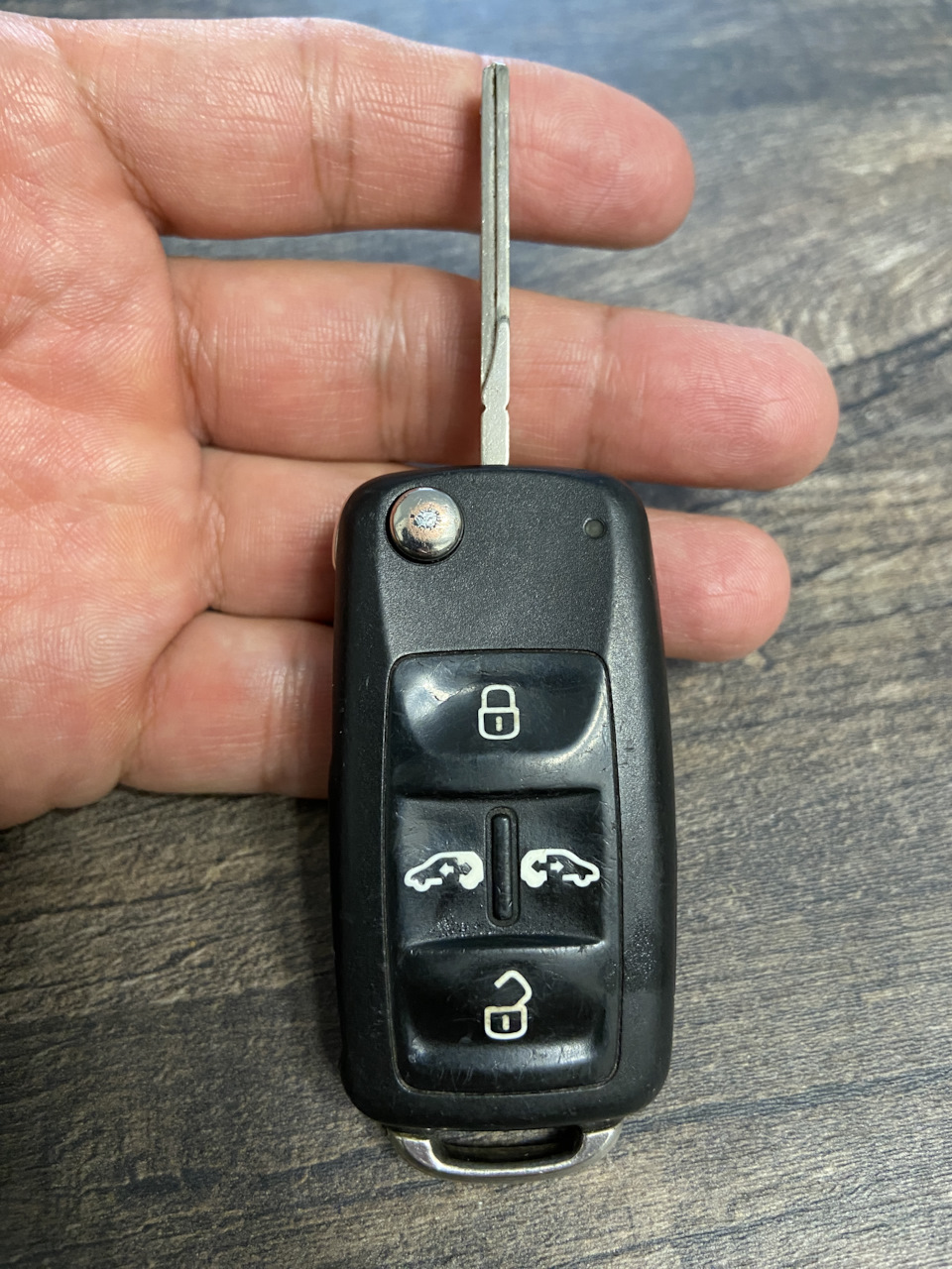 Ключ — Volkswagen Multivan (T6), 2 л, 2016 года | электроника | DRIVE2