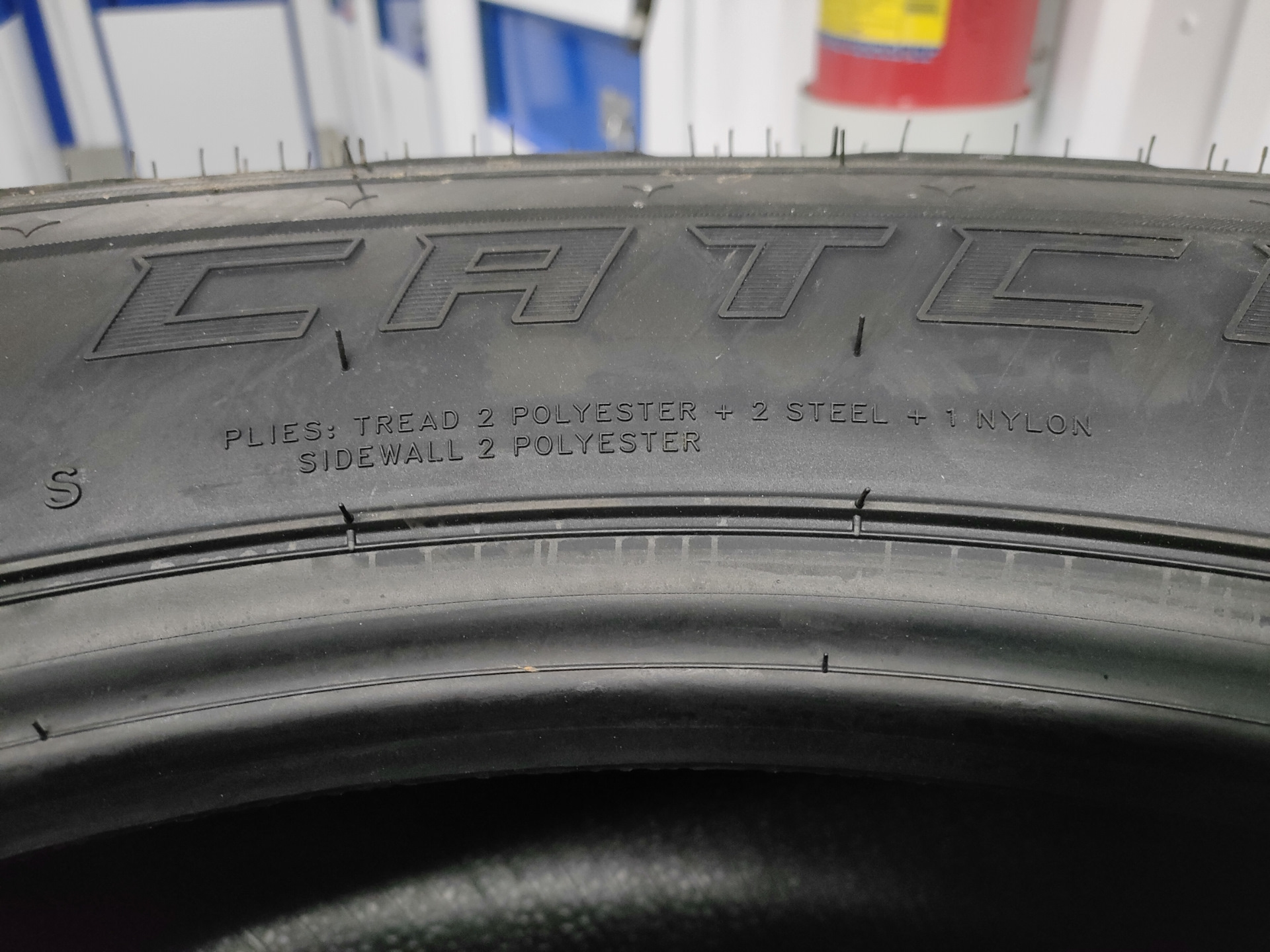 Windforce Catchfors AT2 275/60R20 — Lincoln Navigator (2G), 5,5 л, 2003 ...