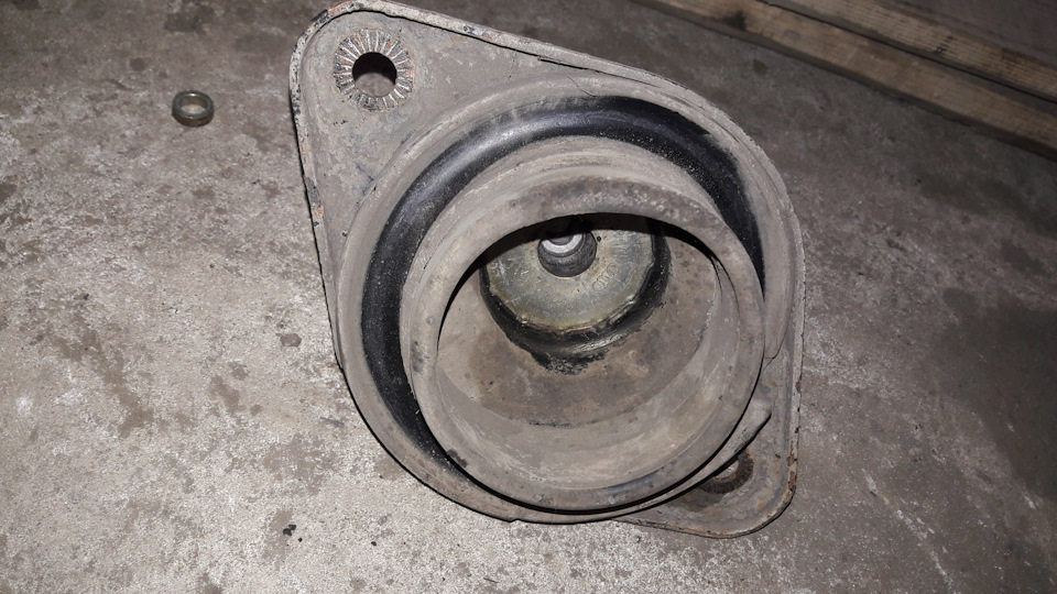 06B115130 Натяжитель ремня, клиновой зубча VAG | Запчасти на DRIVE2