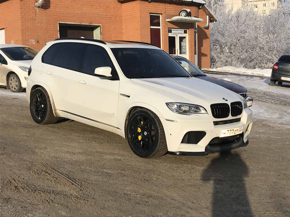 21: Шины липучки R21 — BMW X5 M (E70), 4,4 л, 2011 года | шины | DRIVE2