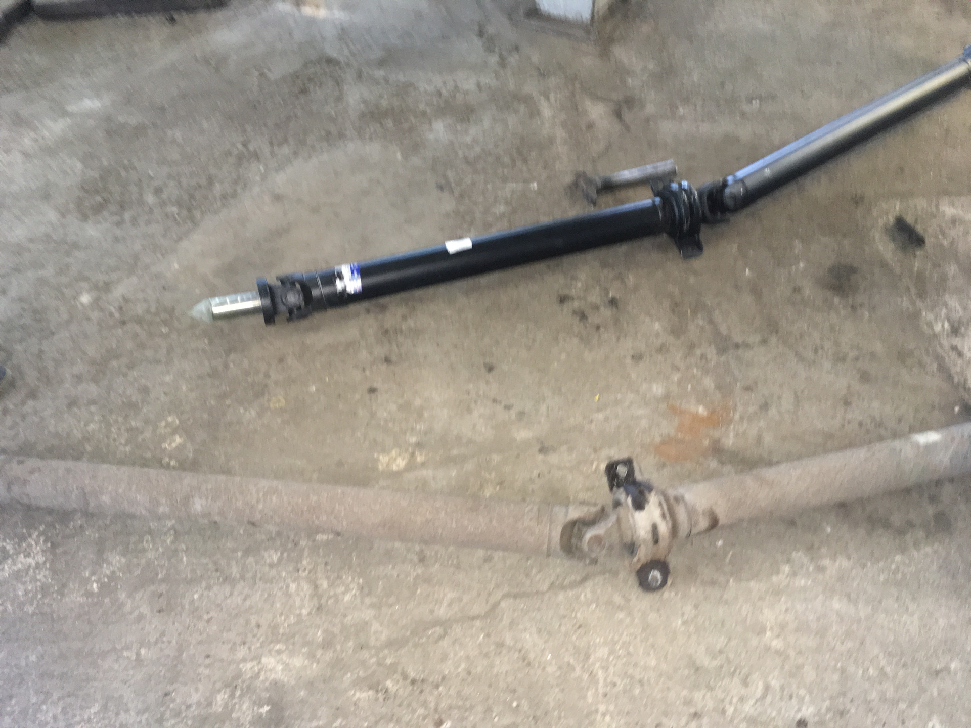 Замена кардана — Hyundai H-1 (2G), 2,5 л, 2012 года | визит на сервис ...