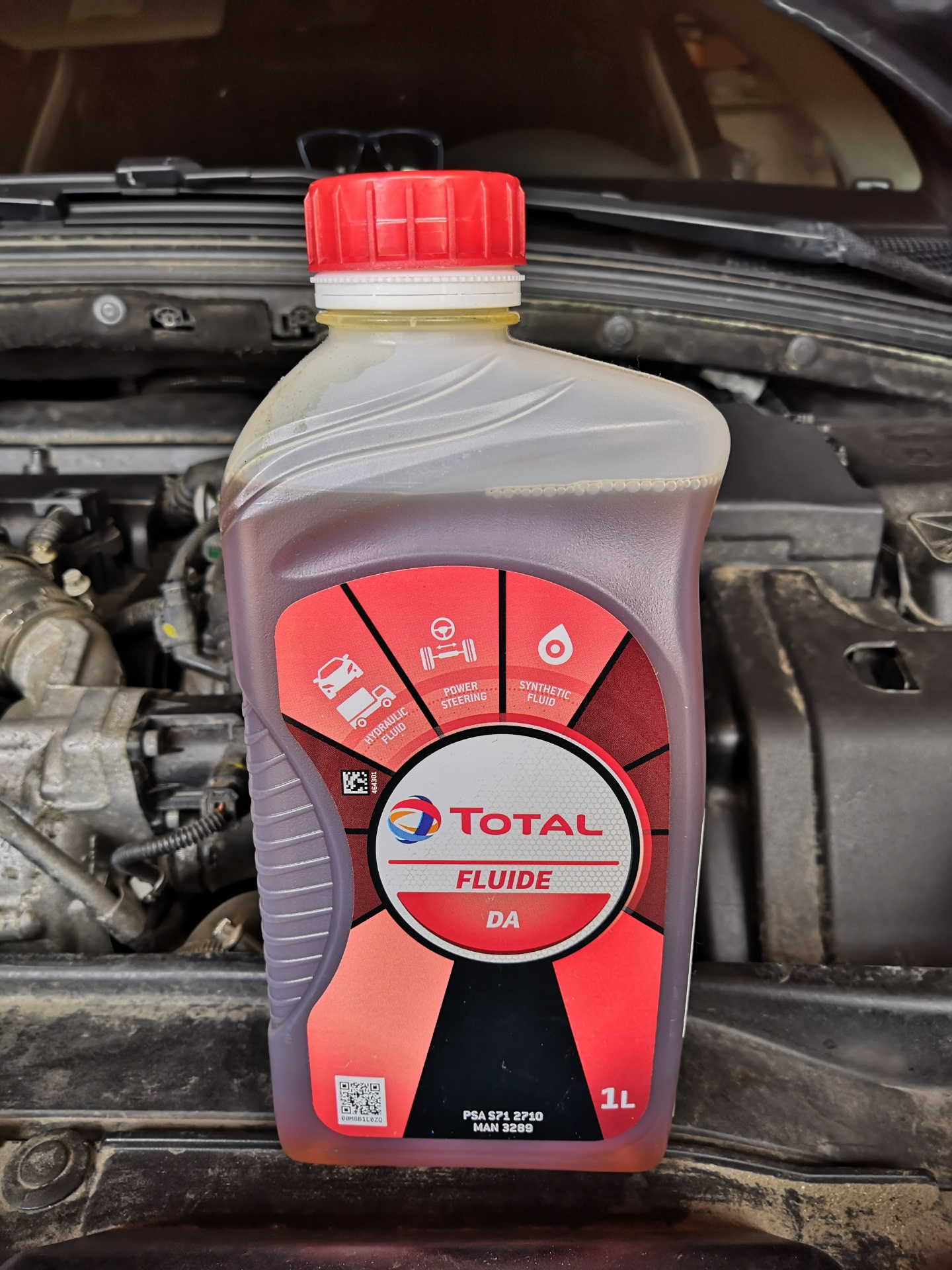 Замена жидкости ЭГУР — Citroen C4 L, 1,6 л, 2015 года | своими руками ...