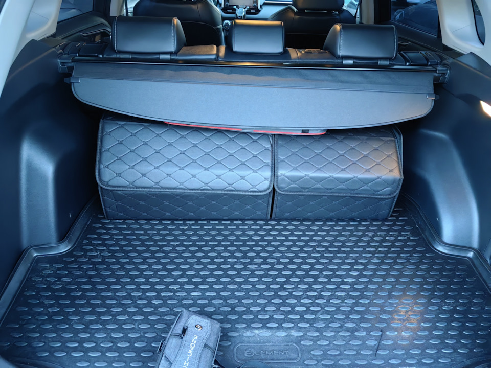 Котомки для багажника. — Toyota RAV4 (5G), 2,5 л, 2020 года ...