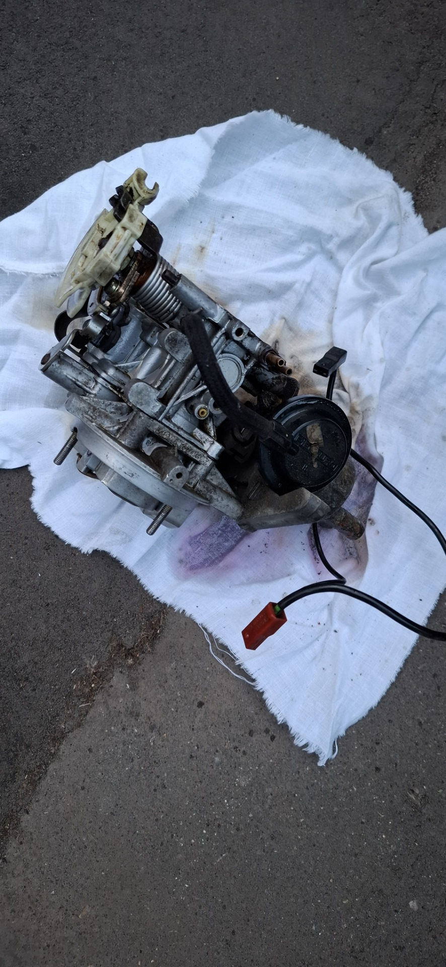 Победа над PIERBURG 1B — Volkswagen Polo Hatchback Mk2, 1 л, 1992 года ...