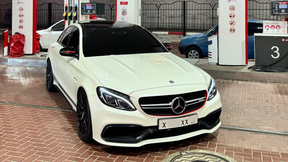 Mercedes-Benz C 63 AMG (W205) 4.0 бензиновый 2015 | ED1 на DRIVE2