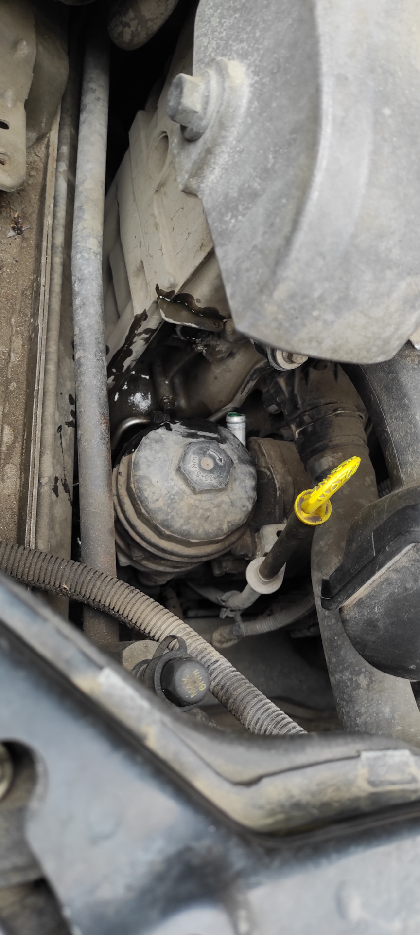 Замена термостата b6324s — Volvo XC90 (1G), 3,2 л, 2008 года | своими ...