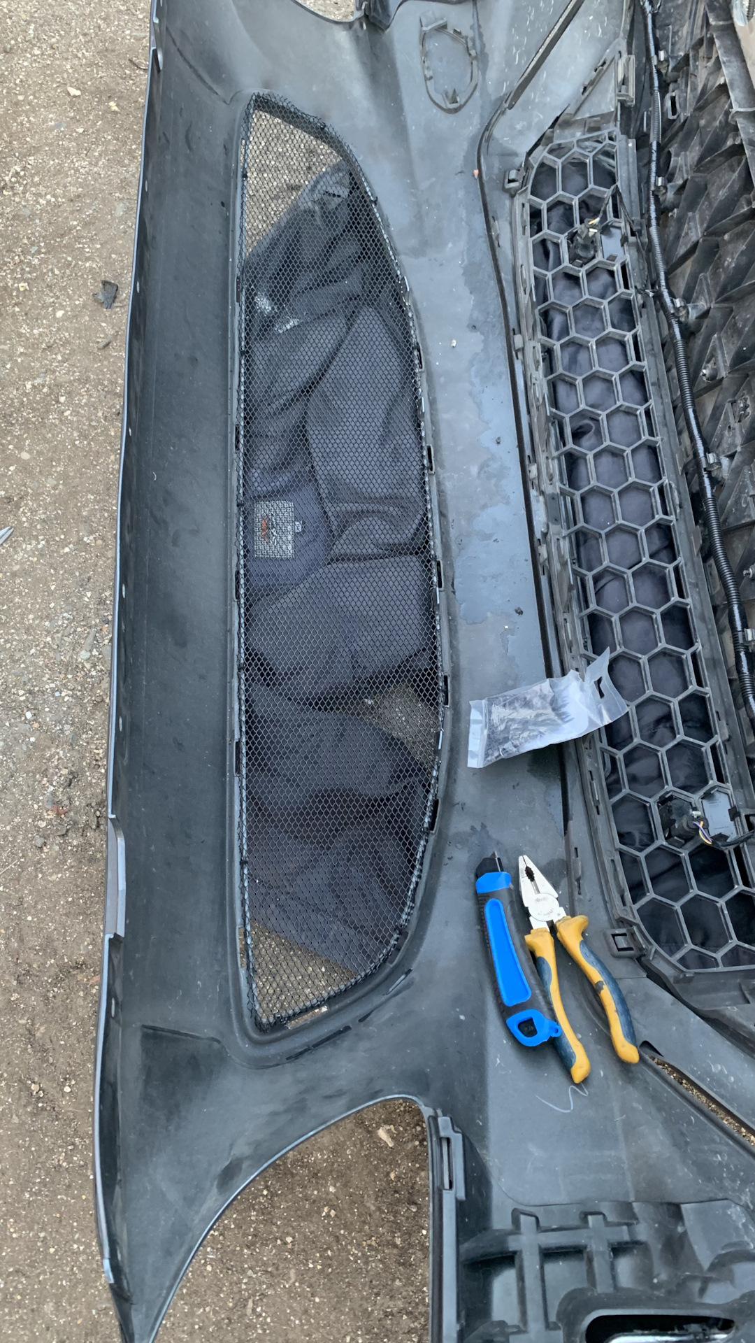 Передний парктроник — Volvo V60 (1G), 2 л, 2018 года | электроника | DRIVE2