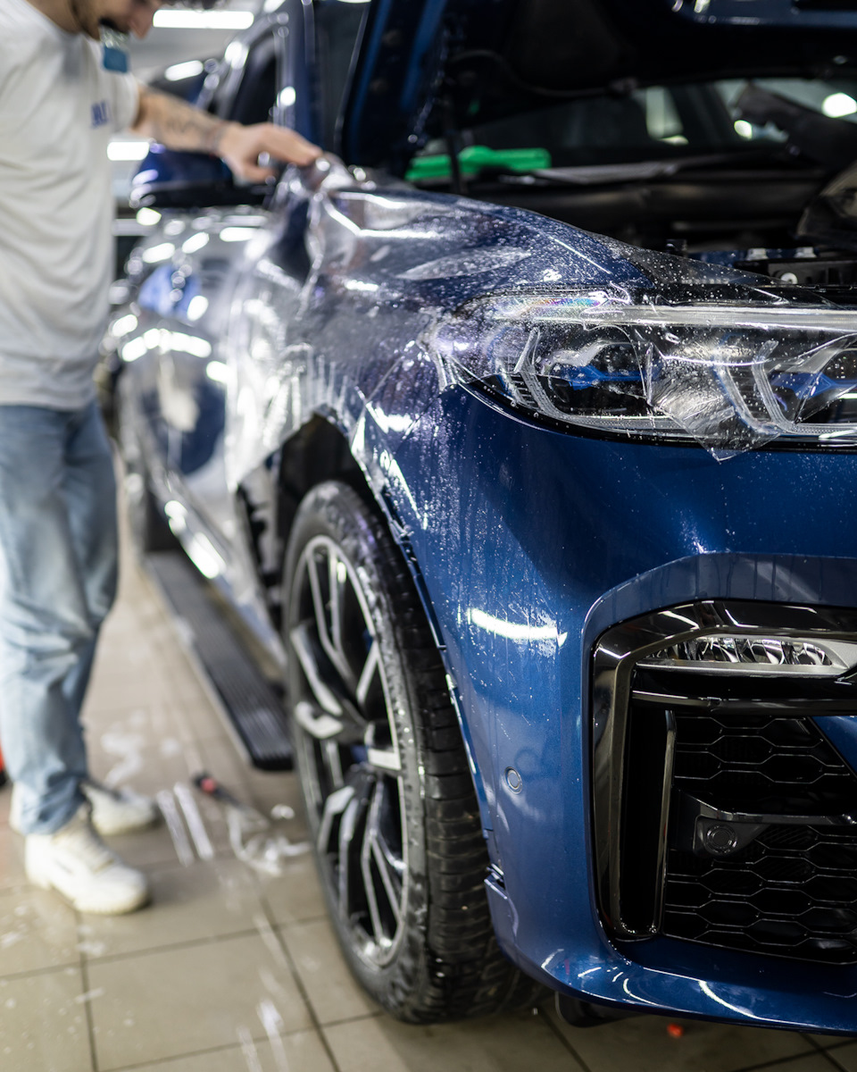 BMW X7: Полное бронирование в полиуретановую пленку. — MRE Detailing на ...