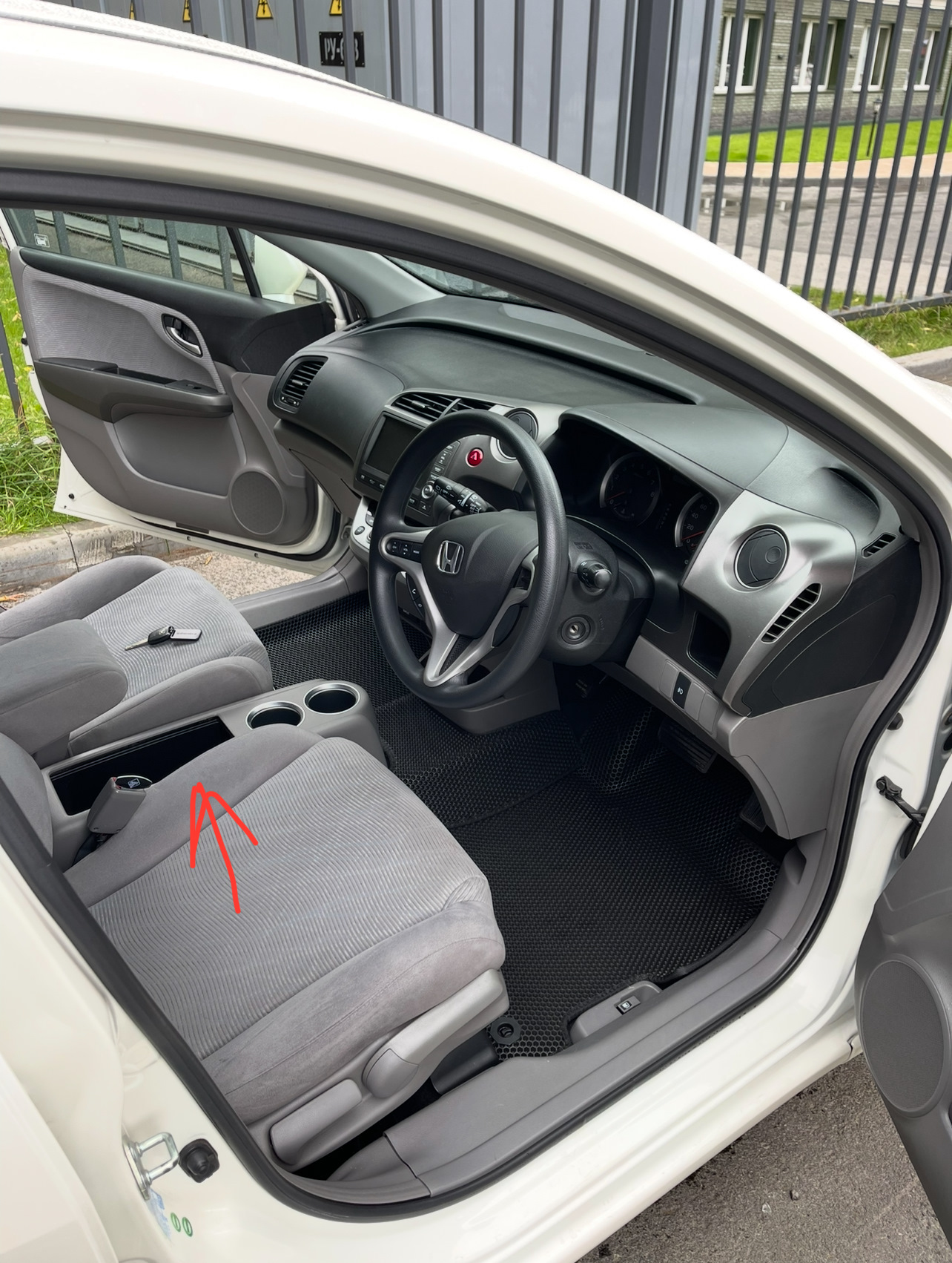 Подскажите — Honda Stream (RN6-9), 1,8 л, 2009 года | наблюдение | DRIVE2