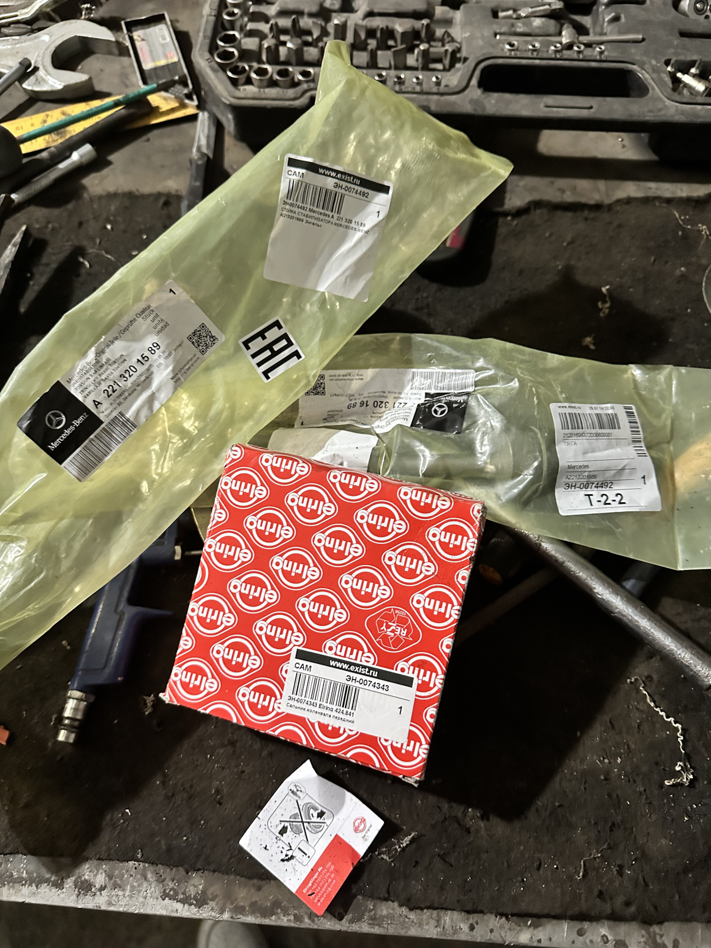 Замена переднего сальника и стойки стабилизатора — Mercedes-Benz S ...