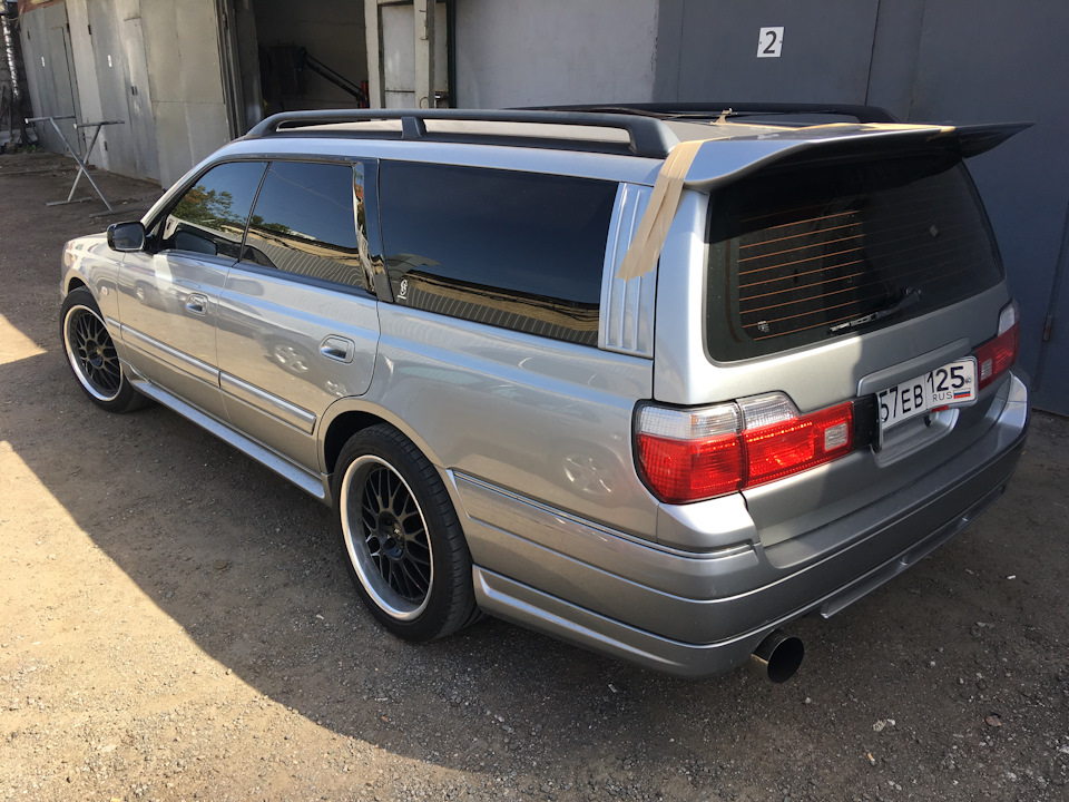 Не стоковый спойлер — Nissan Stagea (WC34 Series 2), 2,5 л, 2000 года ...