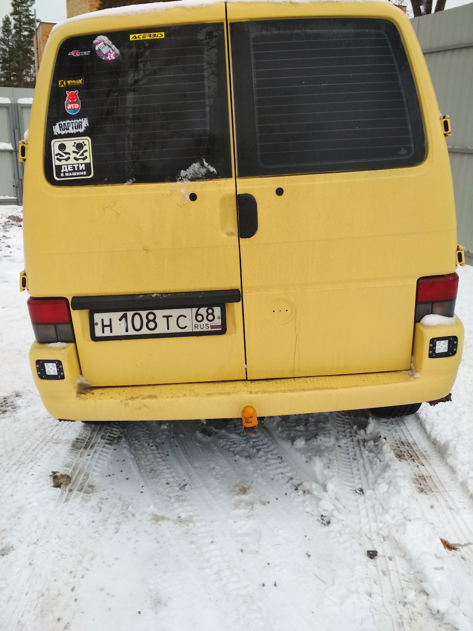 Фары заднего хода ч.2 — Volkswagen Caravelle (T4), 2,5 л, 1999 года ...