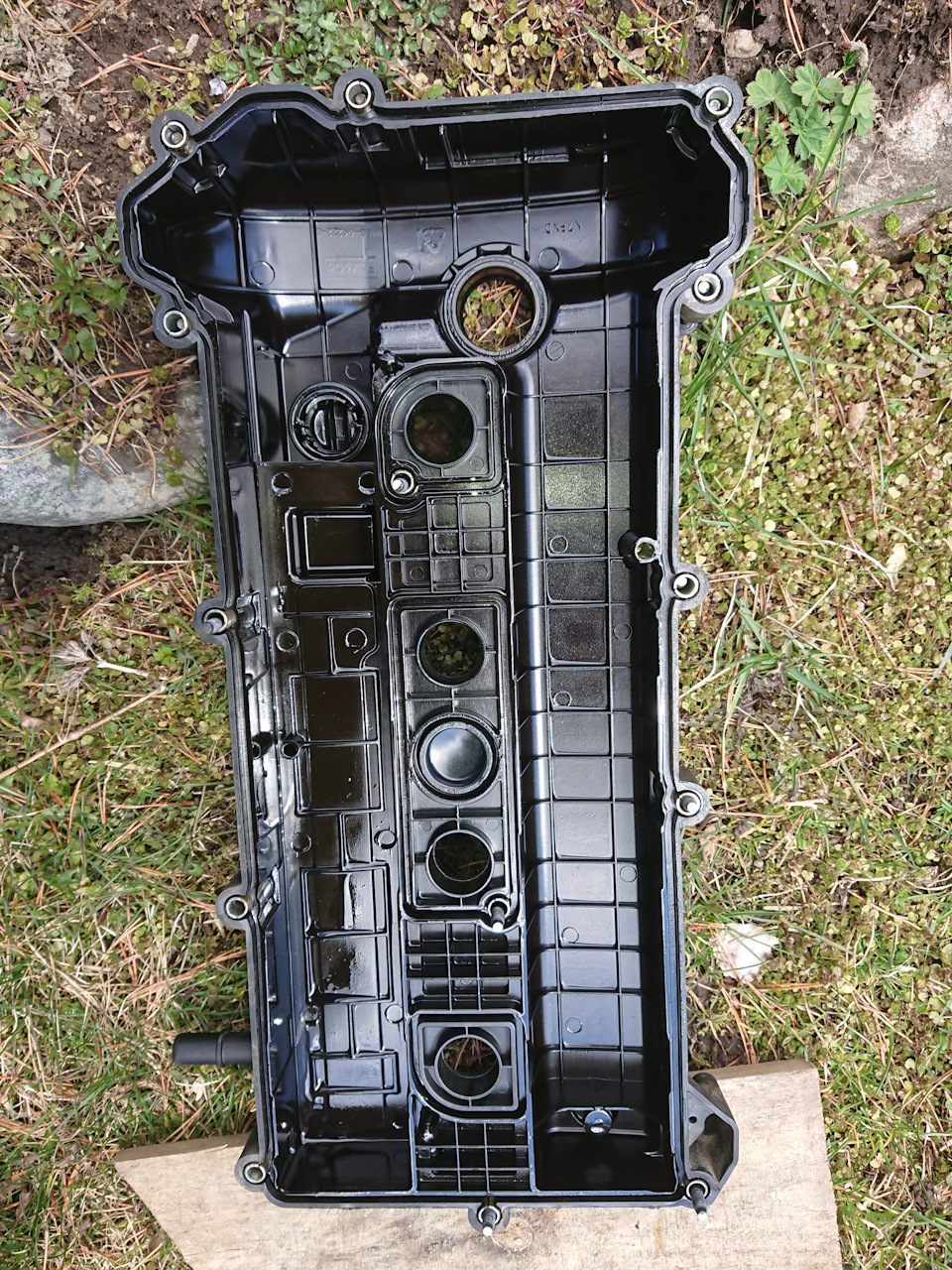 Заменка прокладок клапанной крышки, ревизия масла. — Ford Mondeo IV, 2 ...