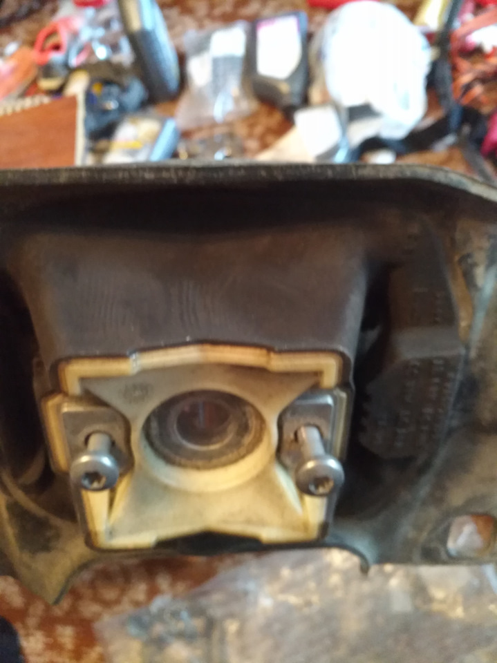 1798908 Опора КПП / C-Max, Focus-II/III, Kuga 03~ Ford | Запчасти на DRIVE2