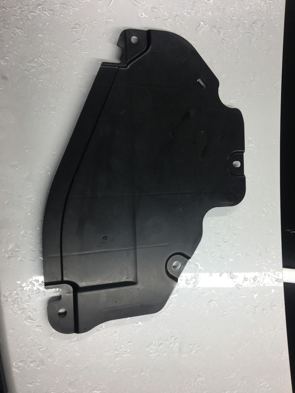 Технологический лючек в защите — Mazda 6 (3G) GJ, 2,5 л, 2017 года ...