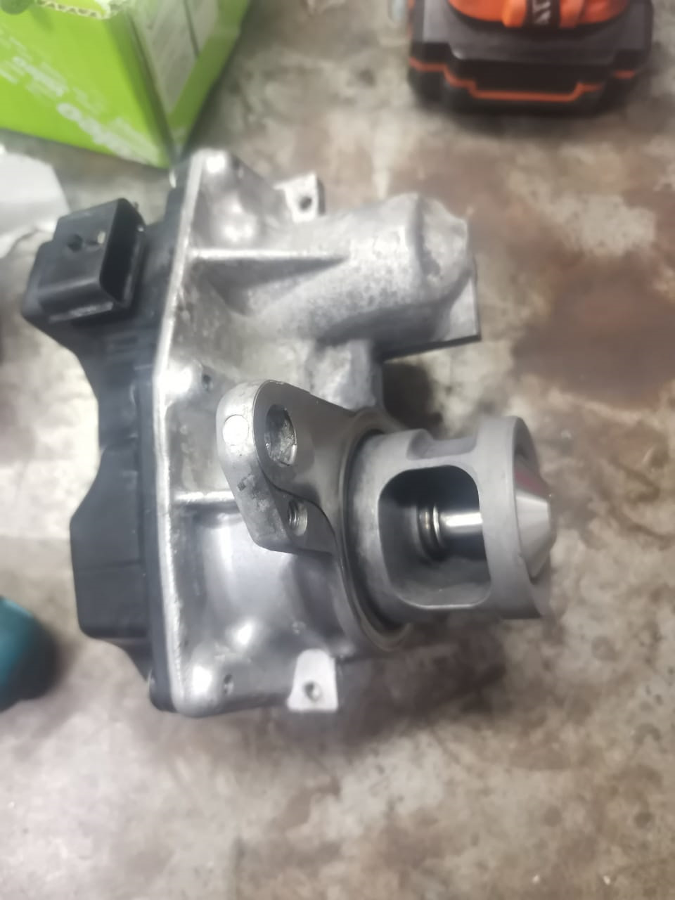 R9M Чистка дроссельной заслонки и клапана EGR — Nissan X-Trail III (t32 ...