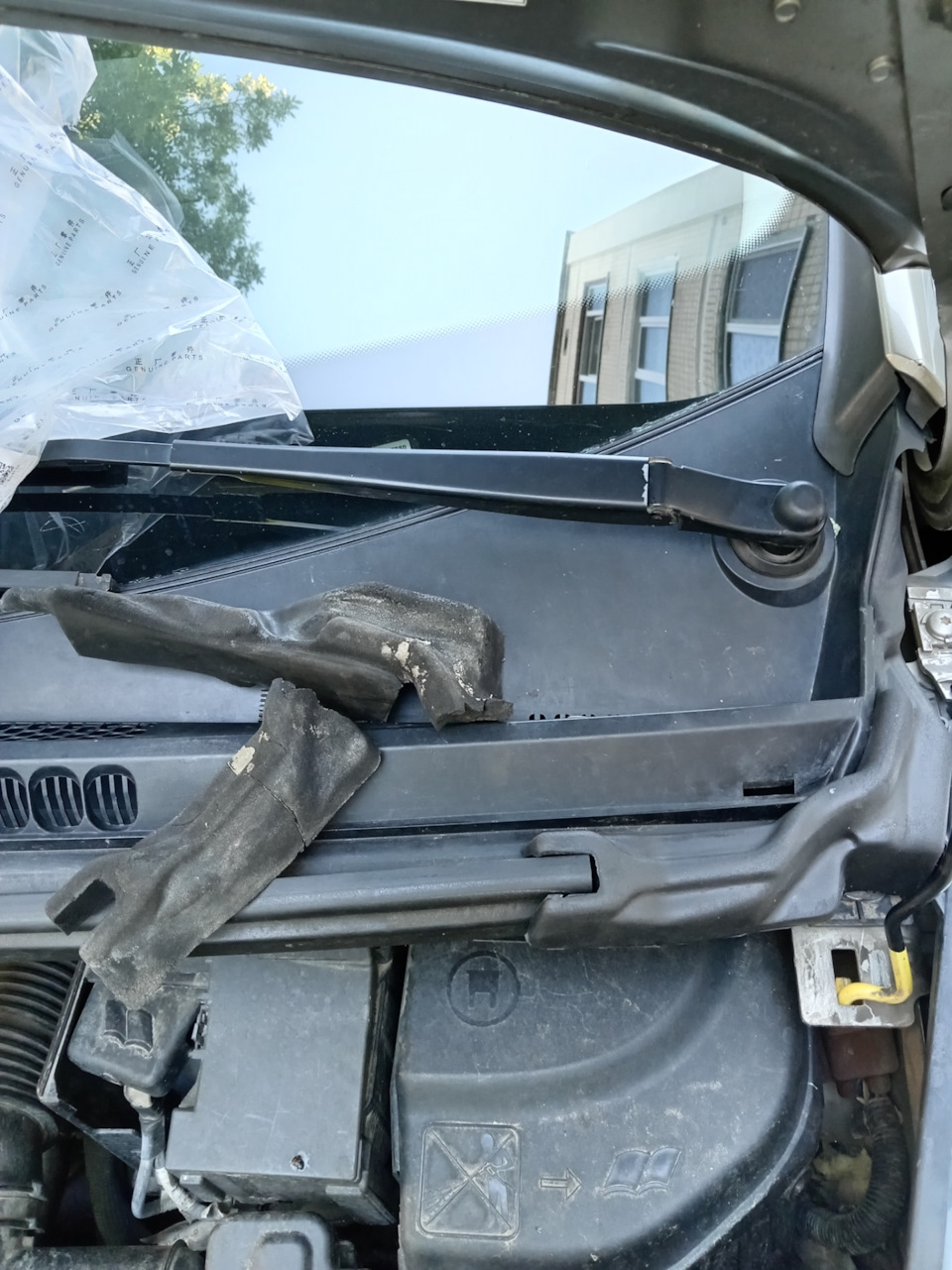 Дождевики — Peugeot 3008 (1G), 1,6 л, 2012 года | своими руками | DRIVE2