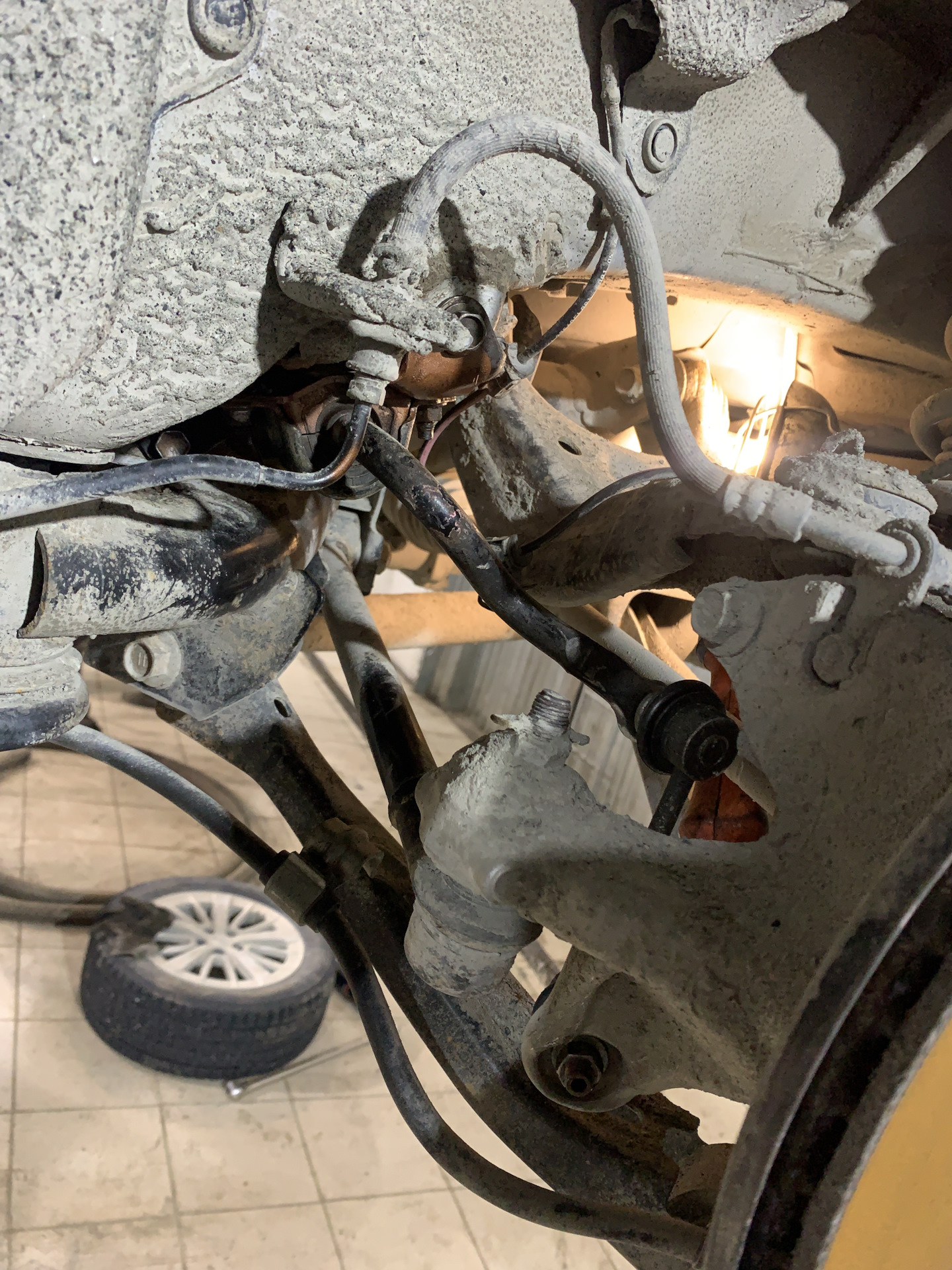 Установка проставок и заднего стабилизатора — Subaru Impreza (GK/GT), 1,6 л, 2019 года | своими ...