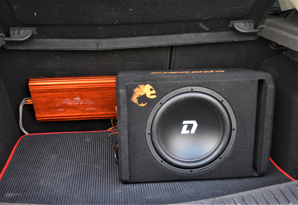 Бумм-Бумм с Активным сабуфером от DL Audio Piranha 12A Black — Ford ...