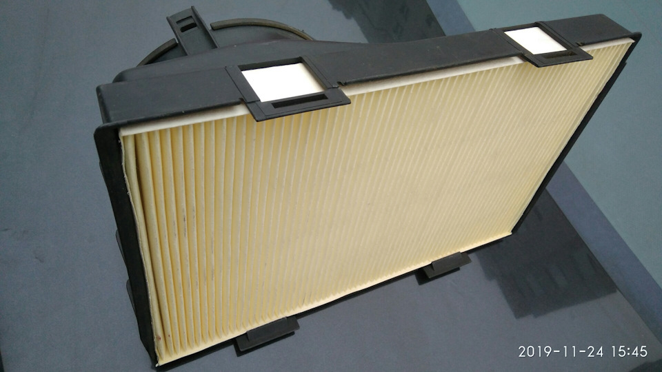 Установка корпуса салонного фильтра на AUDI 100 C3 (без климата) — Audi ...