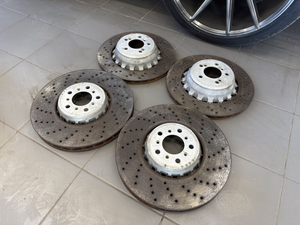 Тормоза BMW X5M — BMW X5 (F15), 3 л, 2015 года | тюнинг | DRIVE2