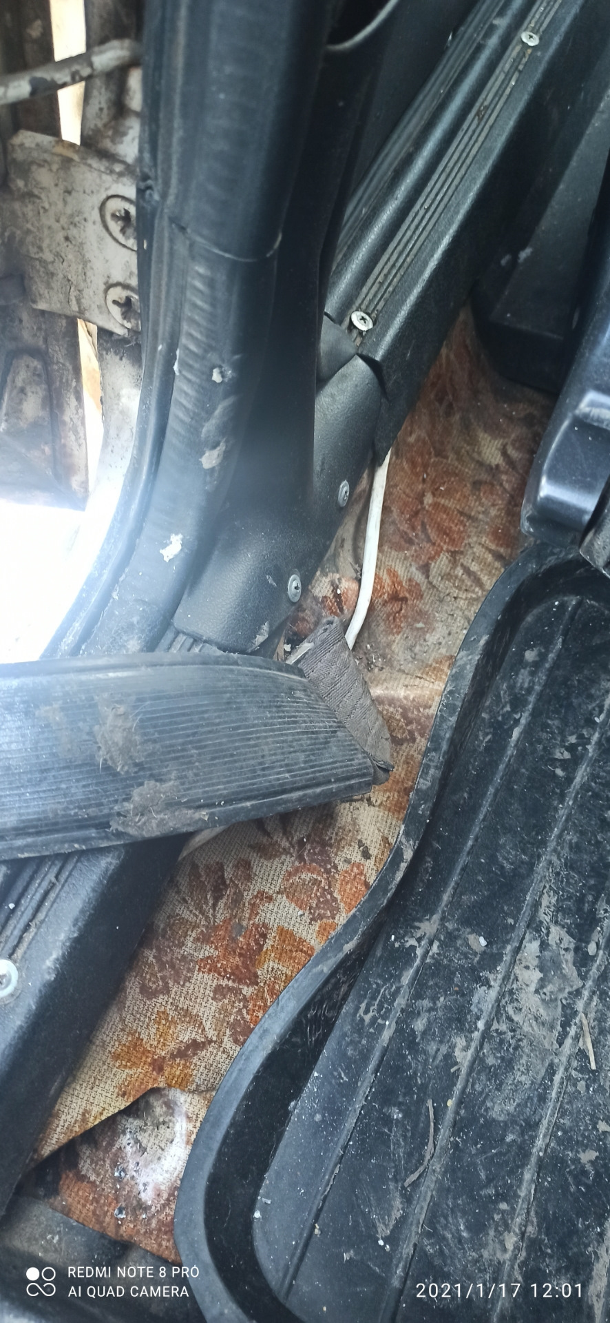 Установка ремней от Опель в ваз 2101 — Lada 21013, 1,2 л, 1986 года | своими руками | DRIVE2