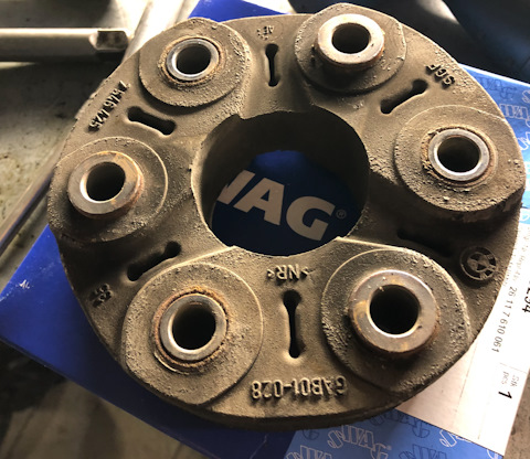 26117610061 Эластичная муфта LK=105MM/12 BMW | Запчасти на DRIVE2