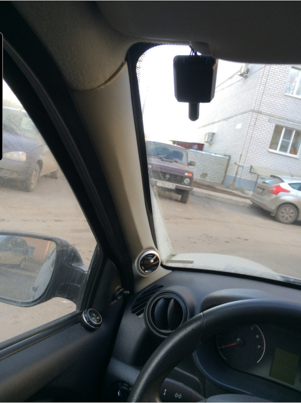 Помощь — стойки под вч — Lada Гранта (2G) FL, 1,6 л, 2019 года ...