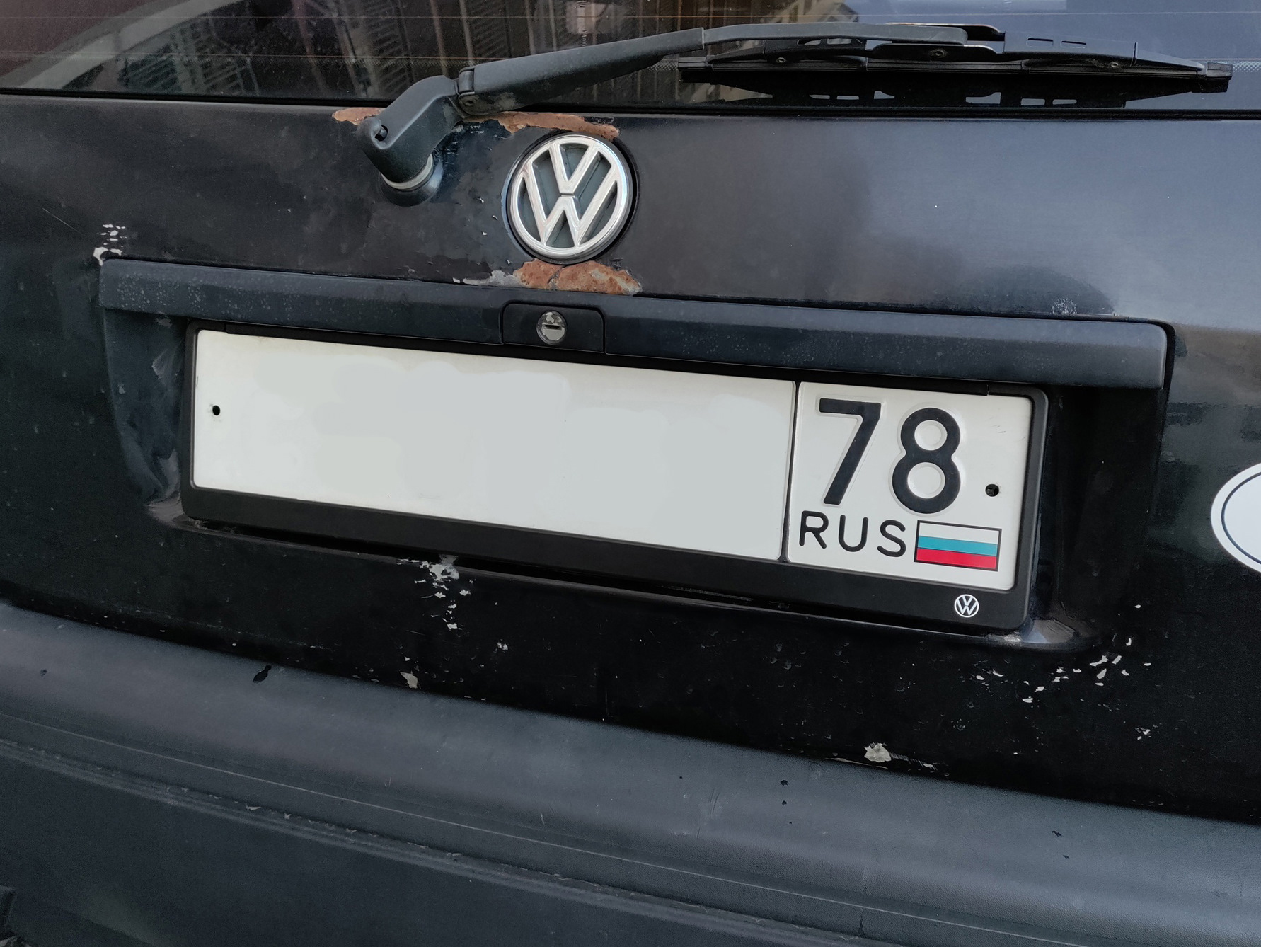 Дилерские рамки — Volkswagen Golf Mk3, 1,8 л, 1996 года | аксессуары ...