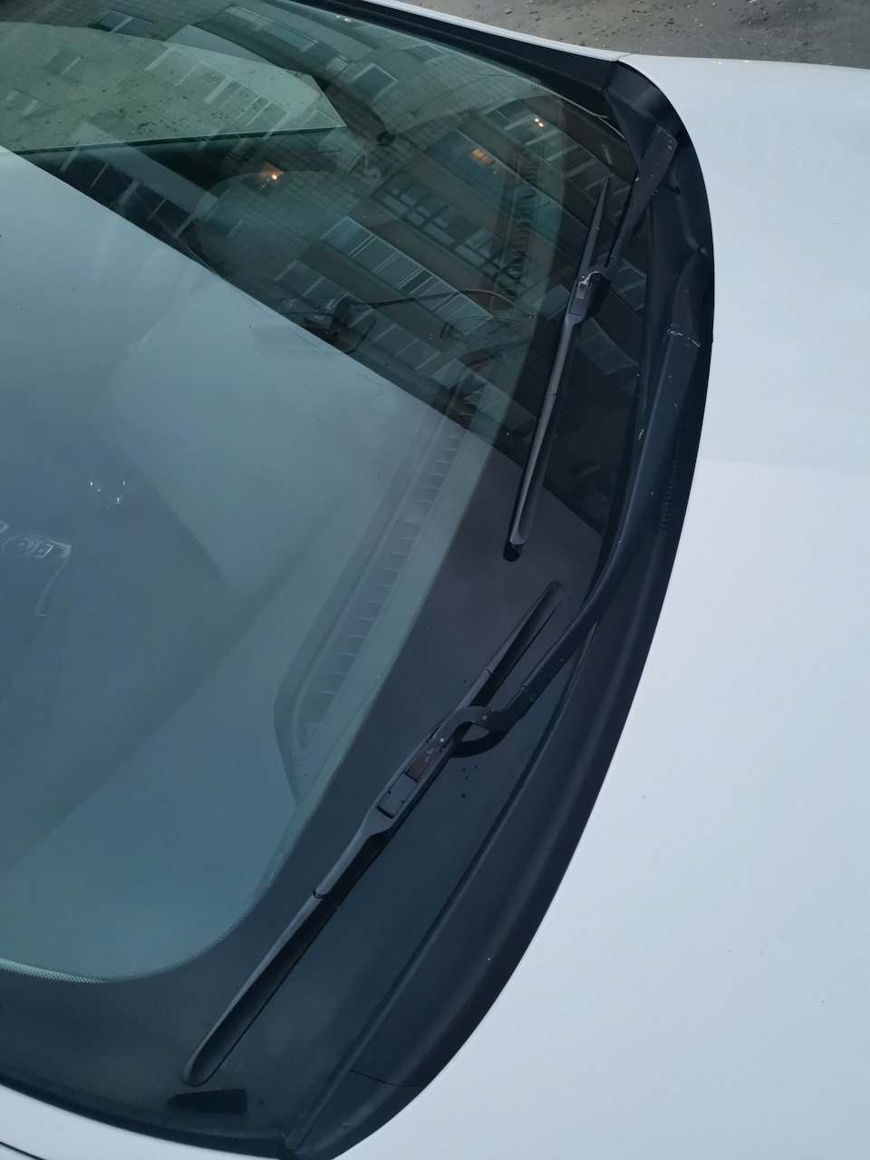Замена дворников. #Hyundai i40 — Hyundai i40, 2 л, 2013 года | плановое ...