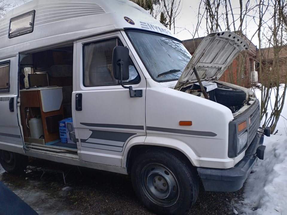 Аккумулятор! Ээээ, давай дасвиданья! ! — Citroen C25, 2,5 л, 1991 года | наблюдение | DRIVE2