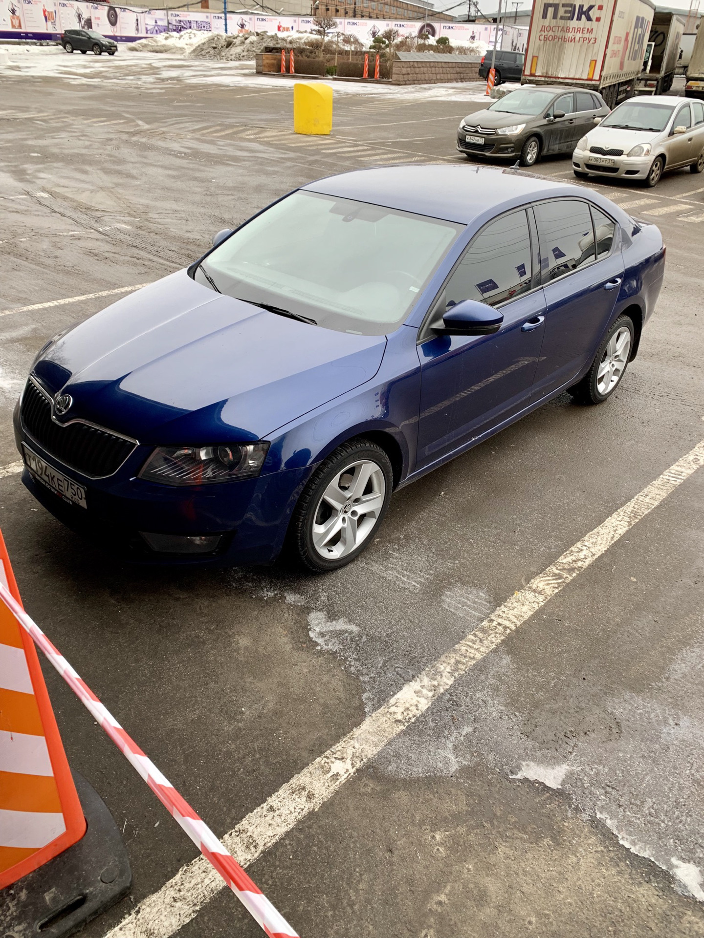 Очиститель системы непосредственного впрыска Liqui Moly — Skoda Octavia ...