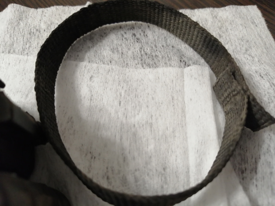 Замена "подушек" выхлопной трубы. Причина "бряцанья" под днищем ...