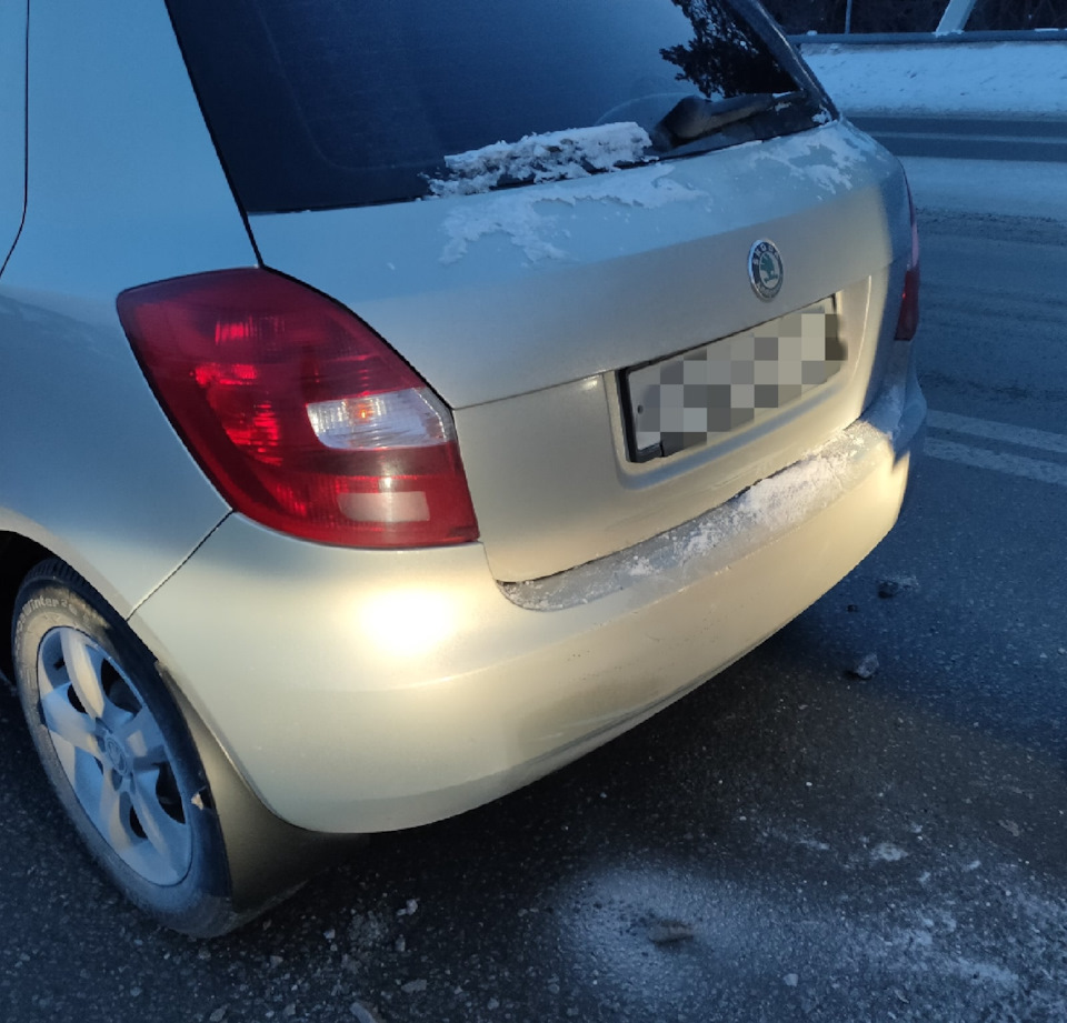 ДТП и задний парктроник — Skoda Fabia Mk2, 1,4 л, 2012 года | ДТП | DRIVE2