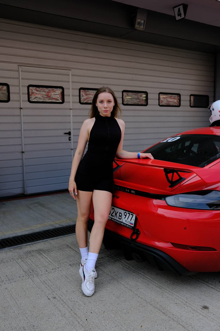 Поршегонки — Сообщество «Girls & Cars» на DRIVE2