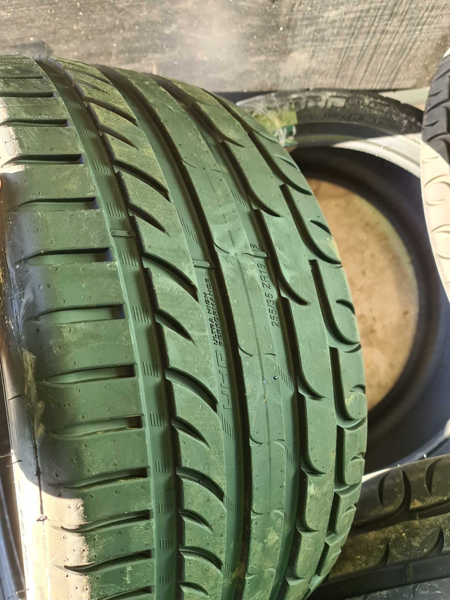 Небольшое ТО и новые шины — Audi A5 (1G), 3,2 л, 2007 года | запчасти ...