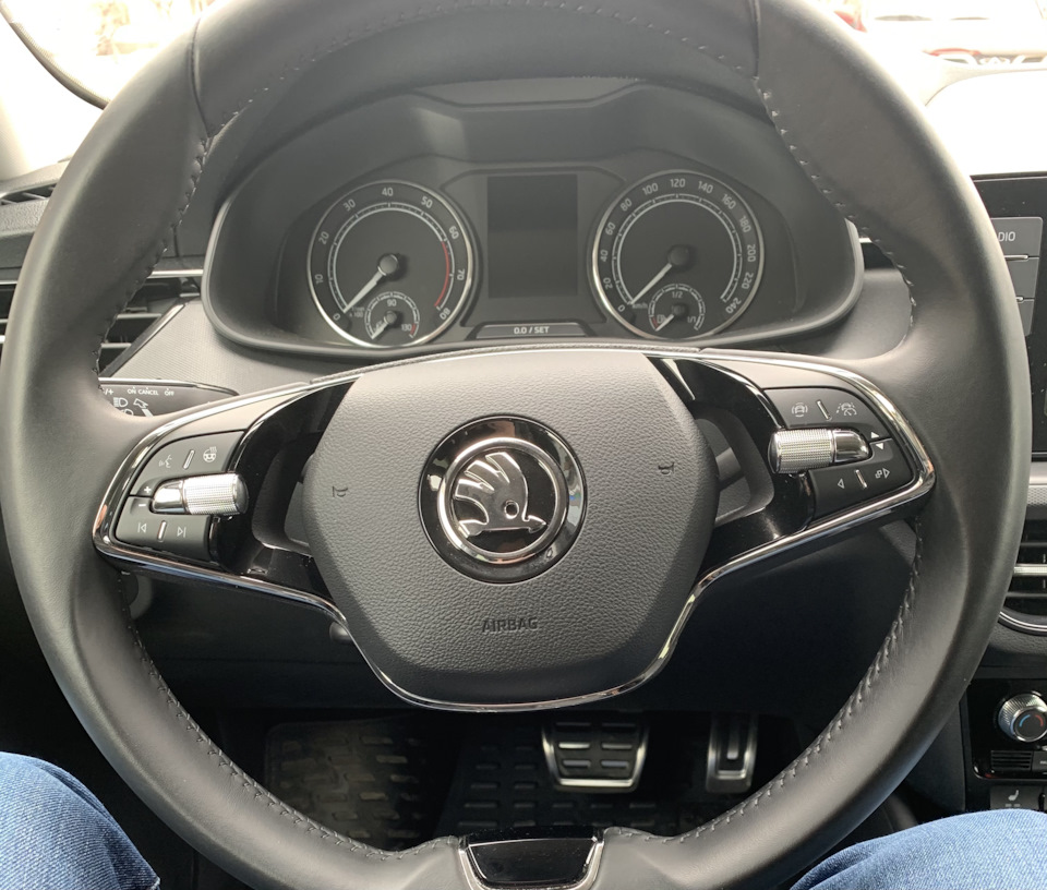 Накладки на педали VAG 5E1064205 — Skoda Rapid (2G), 1,6 л, 2020 года ...