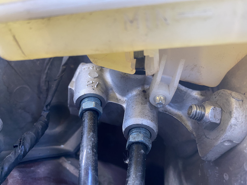 №24: Переход на задние тормоза 345х24. — BMW X3 (F25), 3 л, 2011 года ...