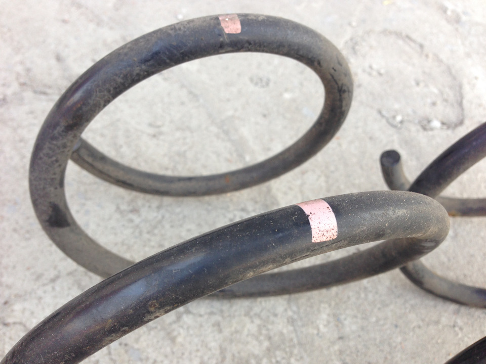 33522229146 амортизационная стойка Зд BMW | Запчасти на DRIVE2