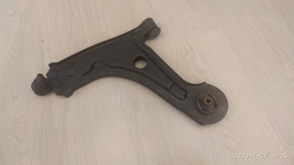 96415064 Рычаг передний правый GM | Запчасти на DRIVE2