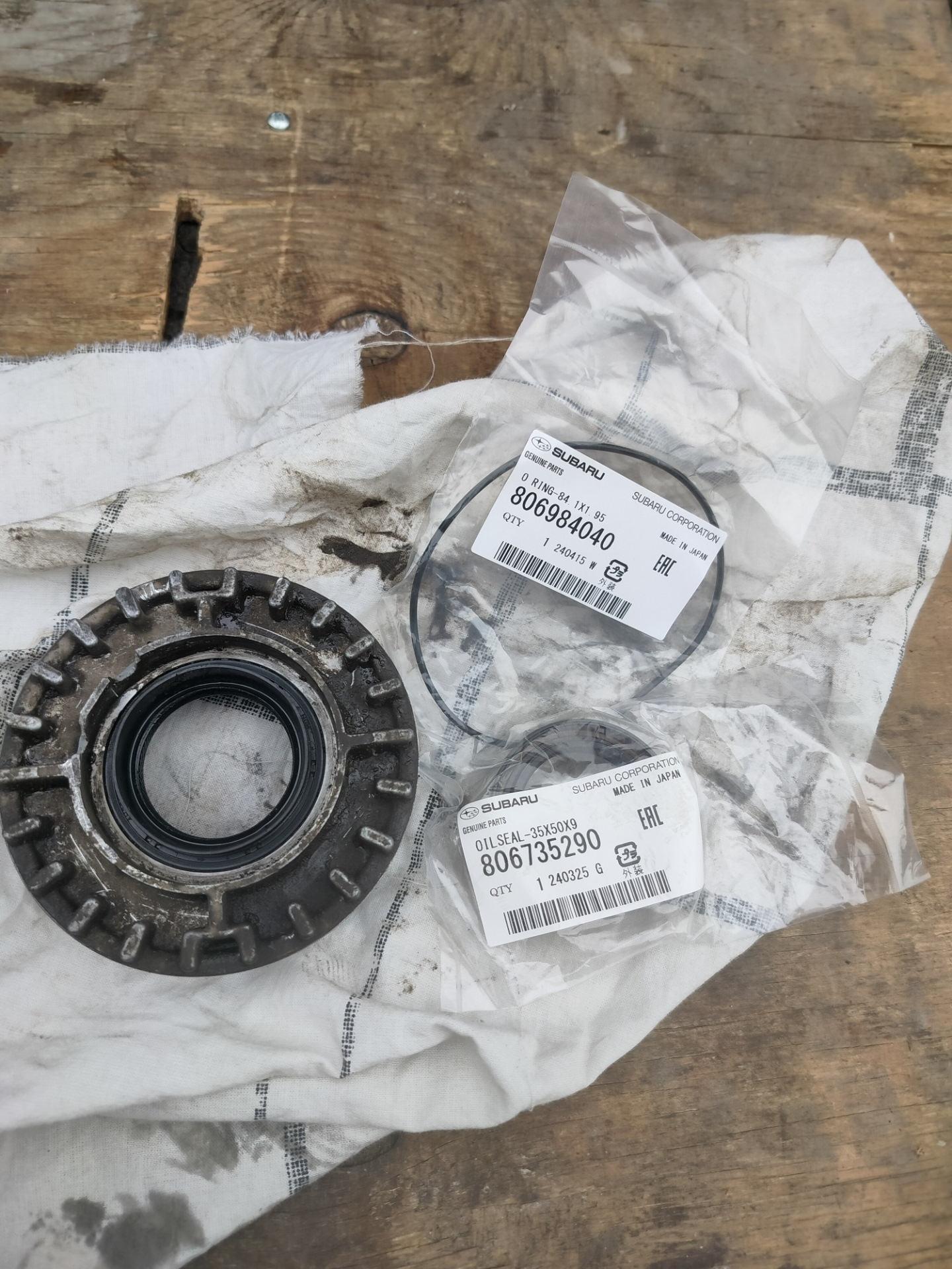 Замена сальника переднего привода — Subaru Legacy (BL/BP), 2,5 л, 2004 ...