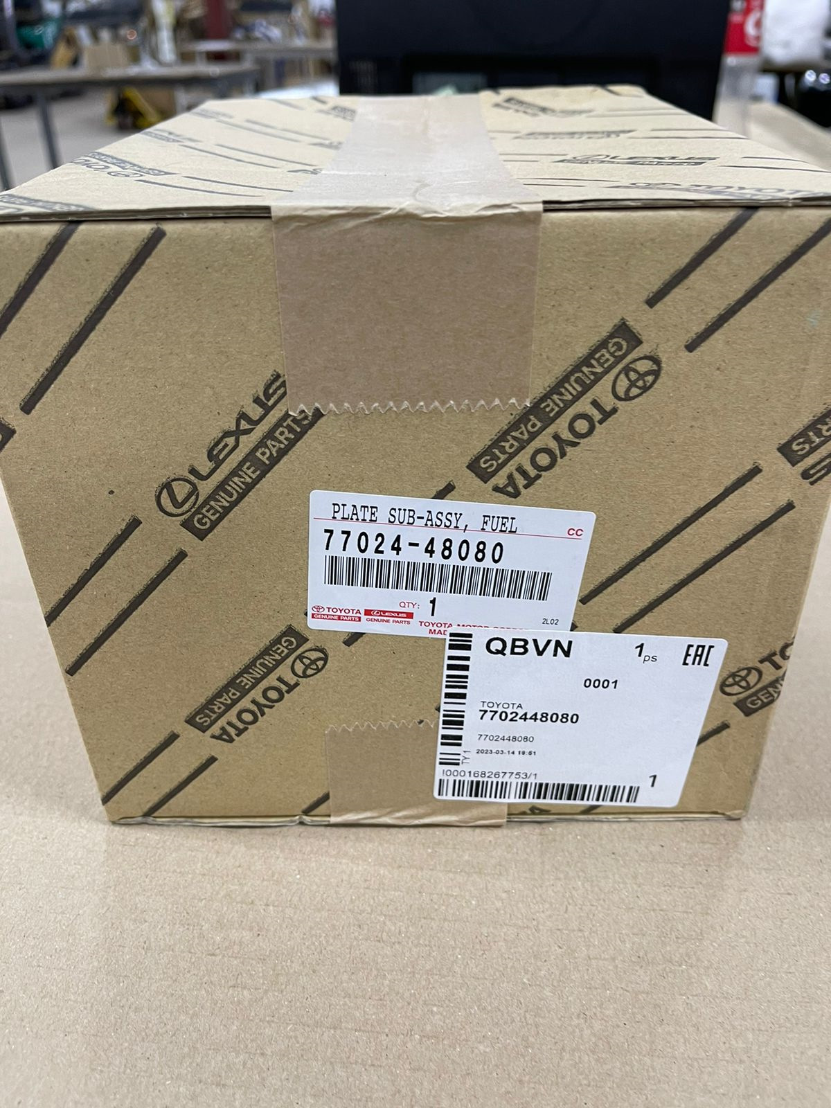 Замена топливного фильтра — Lexus RX (4G), 2 л, 2015 года | визит на ...