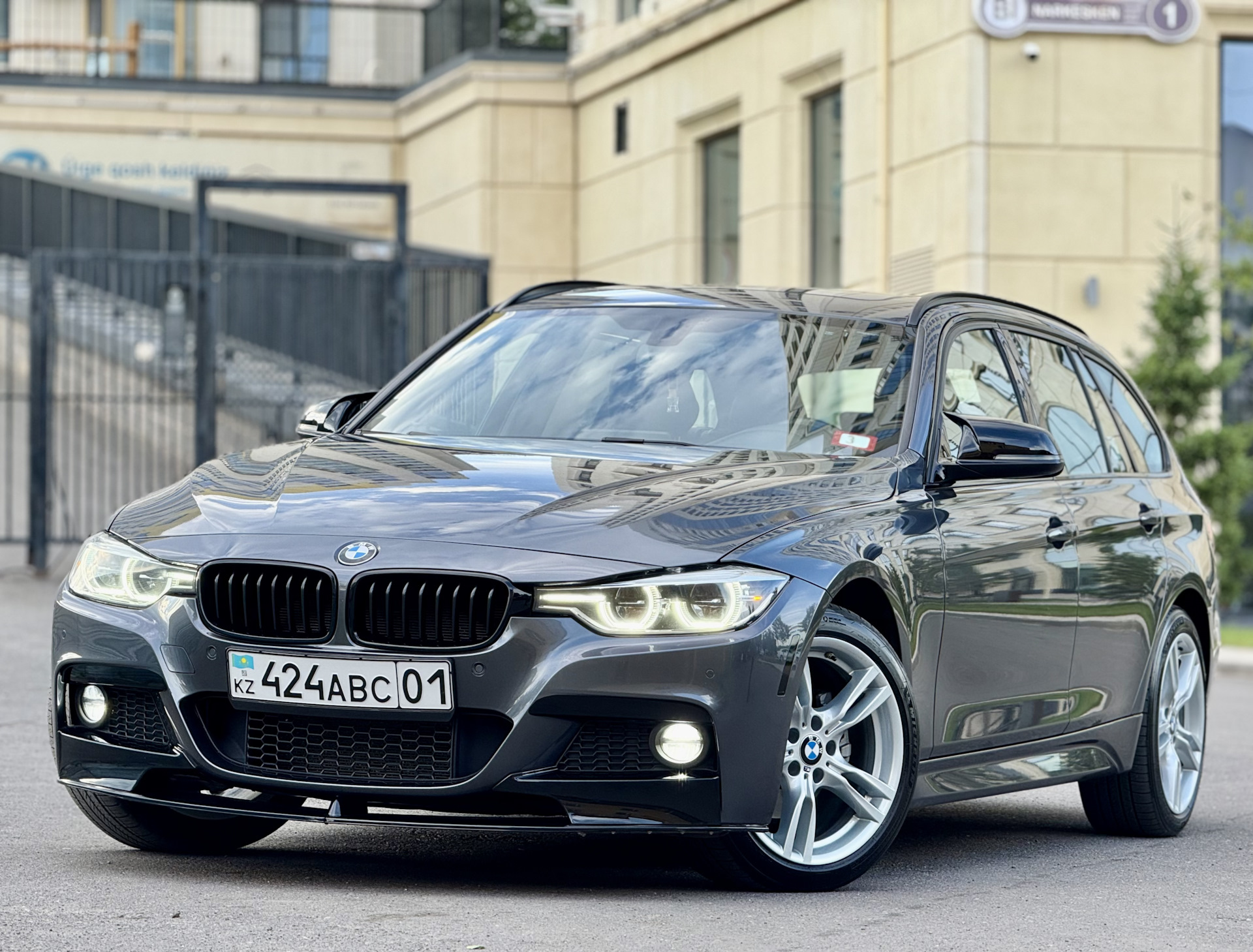 Поставил накладки на зеркала и продажа — BMW 3 series Touring (F31), 2 л, 2016 года | стайлинг ...