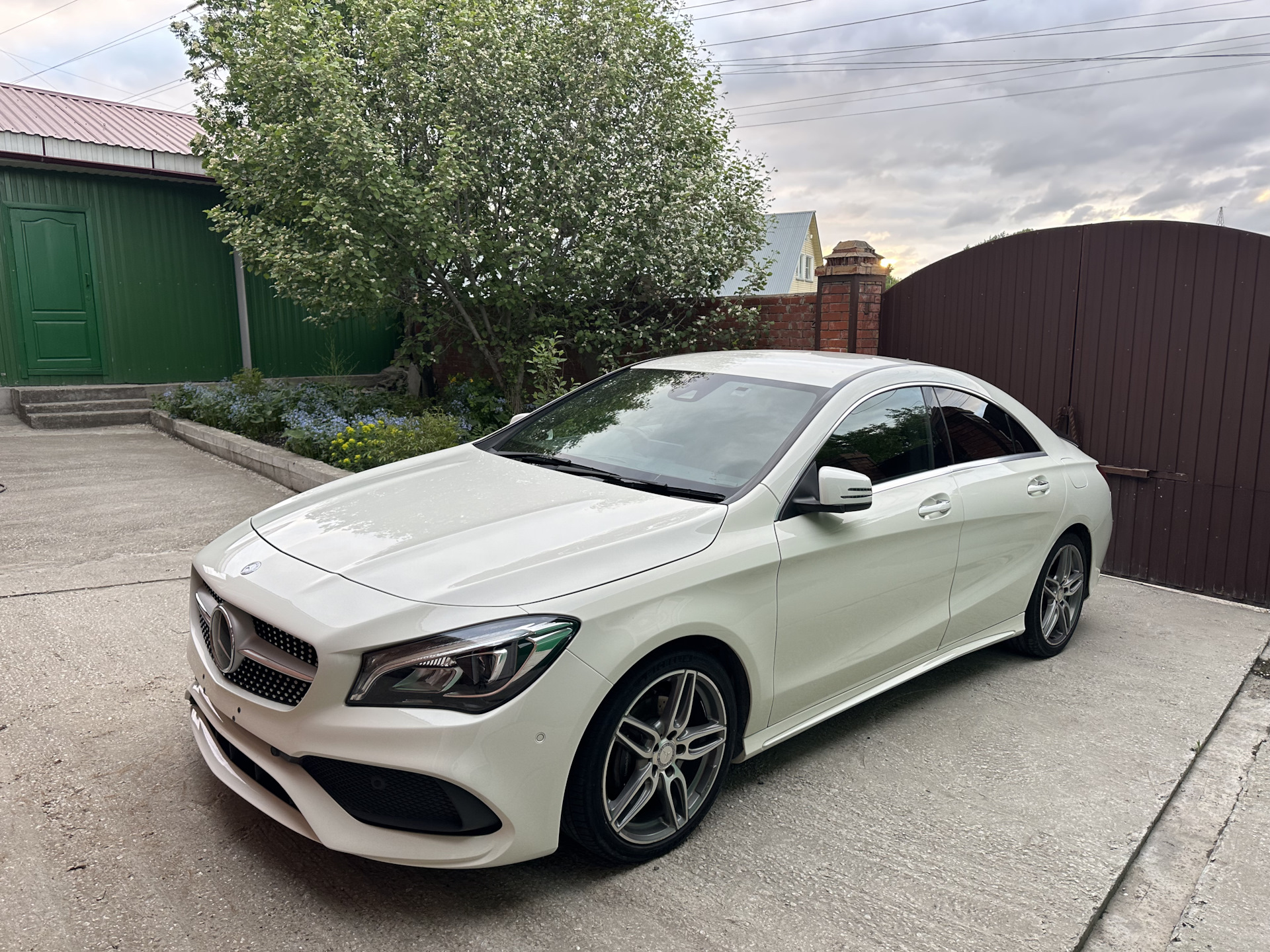 Фото — Mercedes-Benz CLA (C117), 1,6 л, 2016 года | фотография | DRIVE2