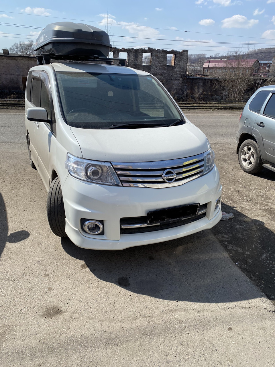 Бампер HighwaySTAR с губой. — Nissan Serena Mk III (C25), 2 л, 2007 ...