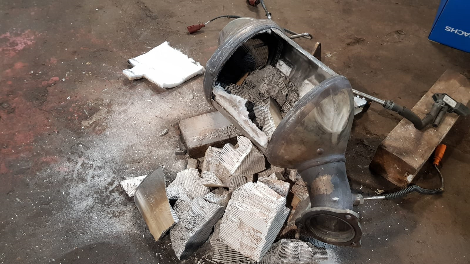 №29 Решение ошибки P242F — сажевый фильтр переполнен — Audi A6 Avant ...