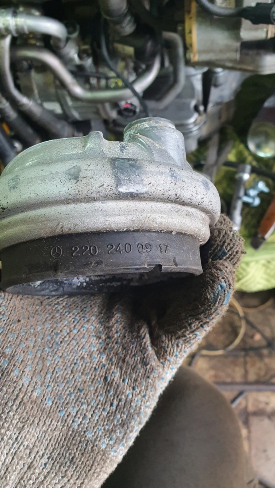 A2202400917 Опора двигателя Mercedes | Запчасти на DRIVE2