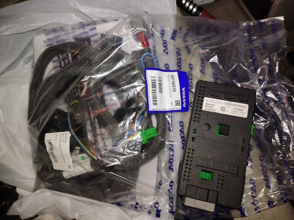 Электрика фаркопа — Volvo S80 (1G), 2,5 л, 2004 года | аксессуары | DRIVE2